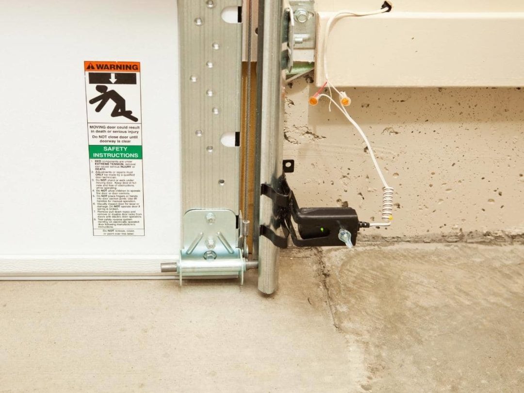 Saw Briars: What Are They? How to Get Rid of Saw Briars? - OneHappyLemon