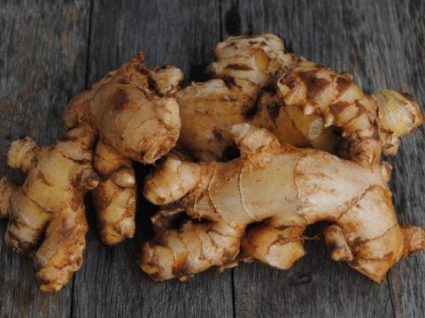 Can You Use Moldy Ginger? (Quick Answers) - OneHappyLemon
