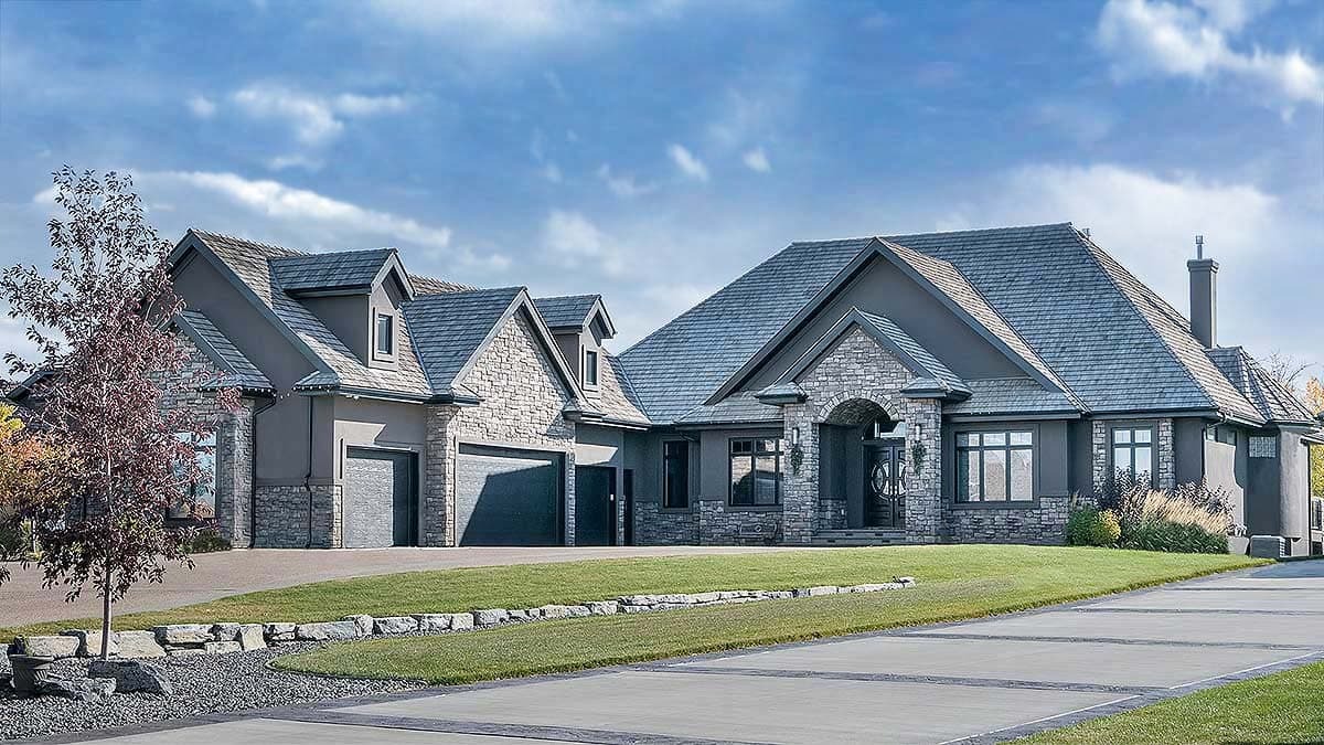 7-Bedroom 1-Story Traditional with Expansive Finished Lower Level ...